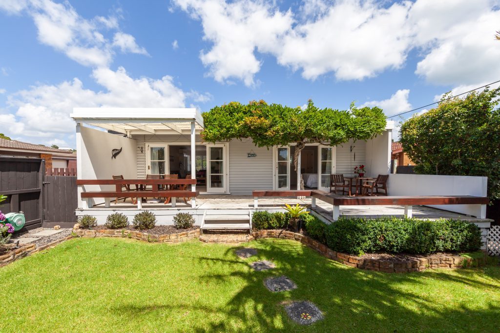 60A Ladies Mile, Manly Auckland - Sharon Maxwell