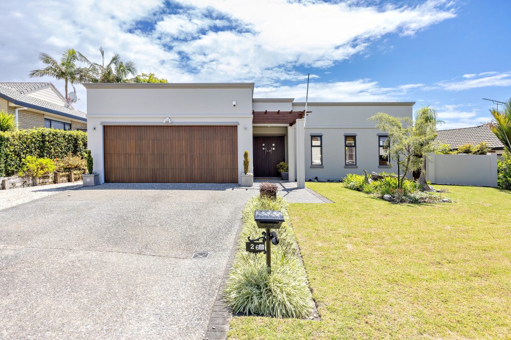 26 Motutapu Avenue, Manly Auckland 0930 - Sharon Maxwell